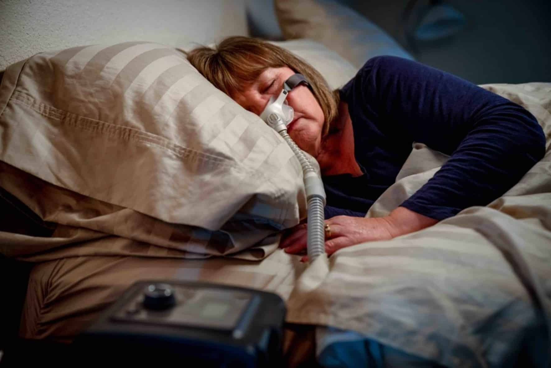 M quina CPAP Para La Apnea Del Sue o TerapiaCPAP